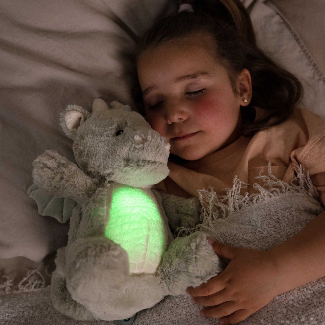 Cloud B LoveLight - Drake The Dragon | Scandiborn