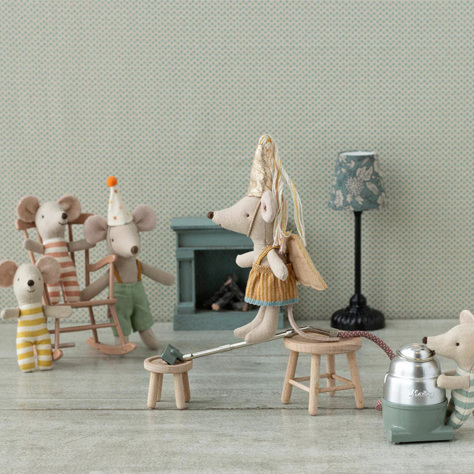 Maileg - Maileg Mice | Miniature Toys & Collectibles – Scandiborn