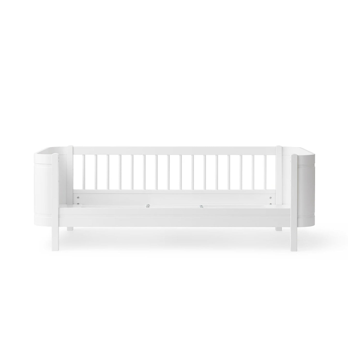 Oliver Furniture Wood Mini+ Junior Bed - White | Scandiborn