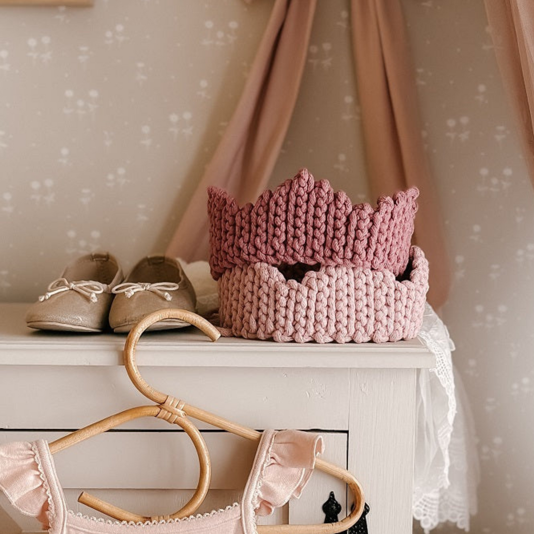 Zuri House Natural Cotton Crown - Old Rose | Scandiborn