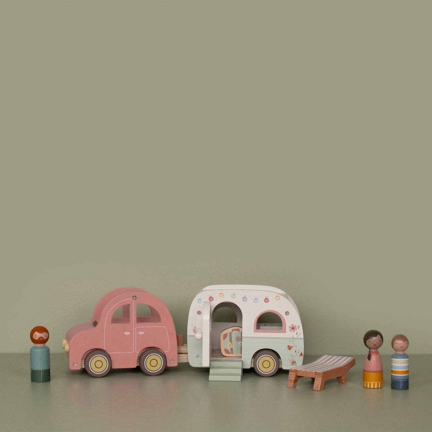 Little Dutch Wooden Toy Car & Caravan – Scandiborn