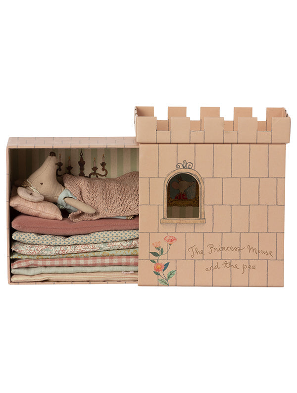 Maileg Princess & the Pea Big Sister Mouse | Play Miniature – Scandiborn